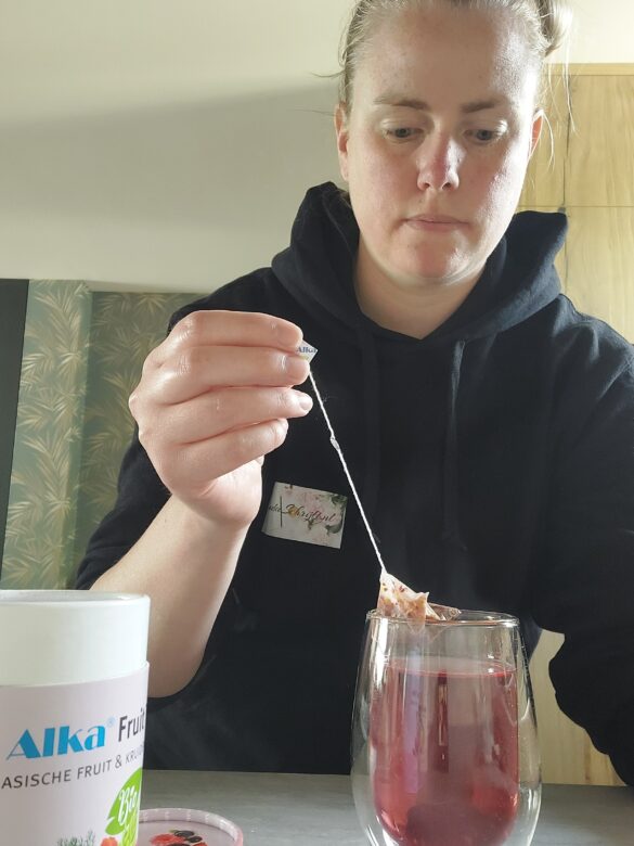 Review: Alka Fruit Thee - LindaSchrijft