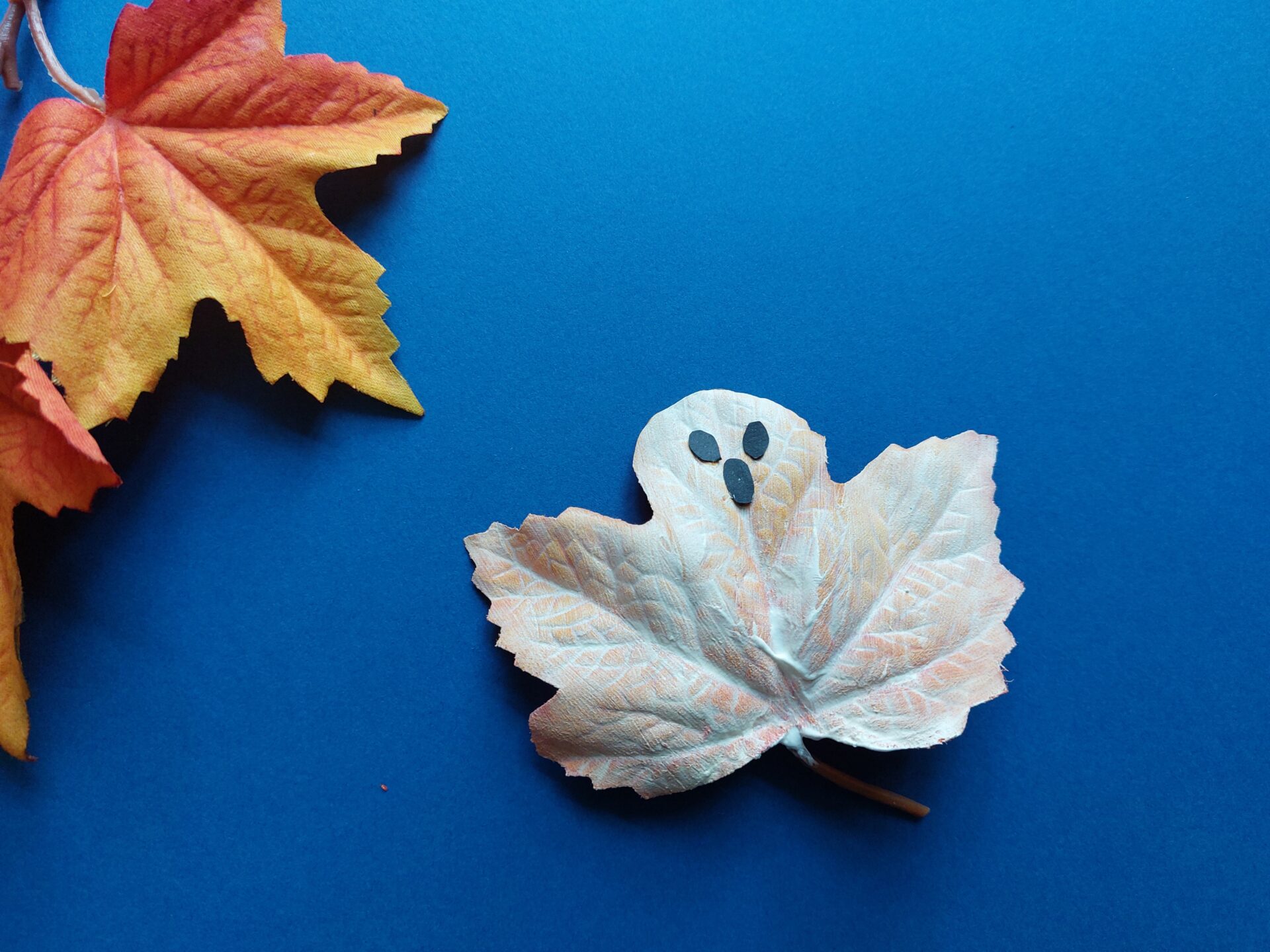 Makkelijke Halloween knutsels om snel te maken - LindaSchrijft