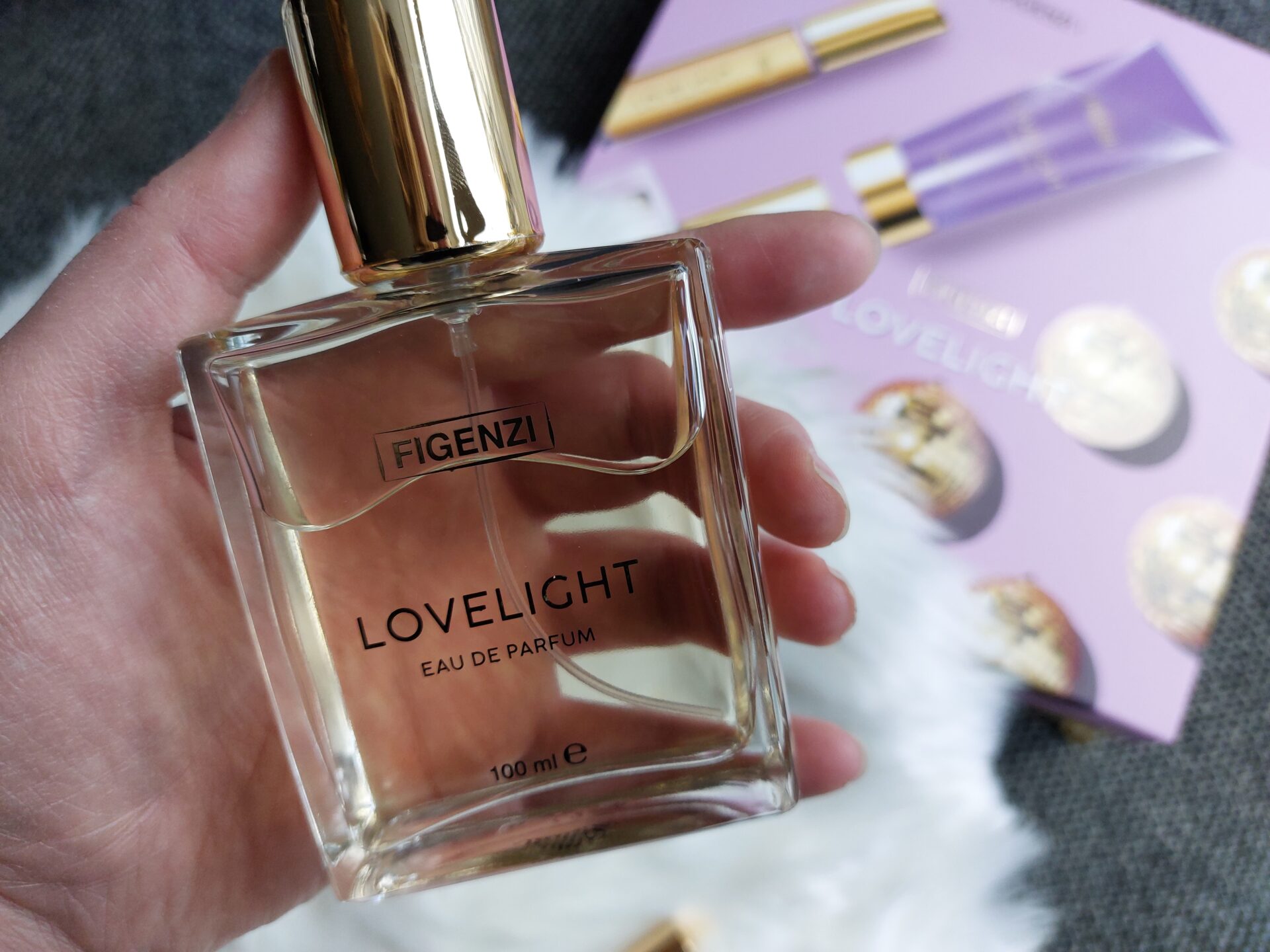 In deze Action parfum geschenkset zit een populaire dupe! - LindaSchrijft
